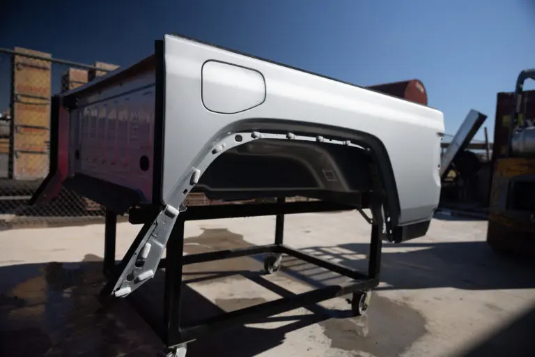 Jeep Gladiator Bed (Zynith Silver) - American Adventure Lab