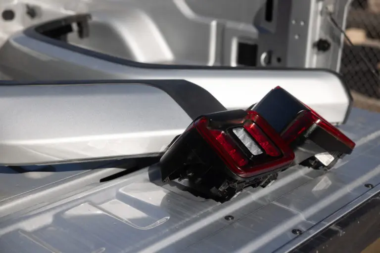 Jeep Gladiator Bed (Zynith Silver) - American Adventure Lab