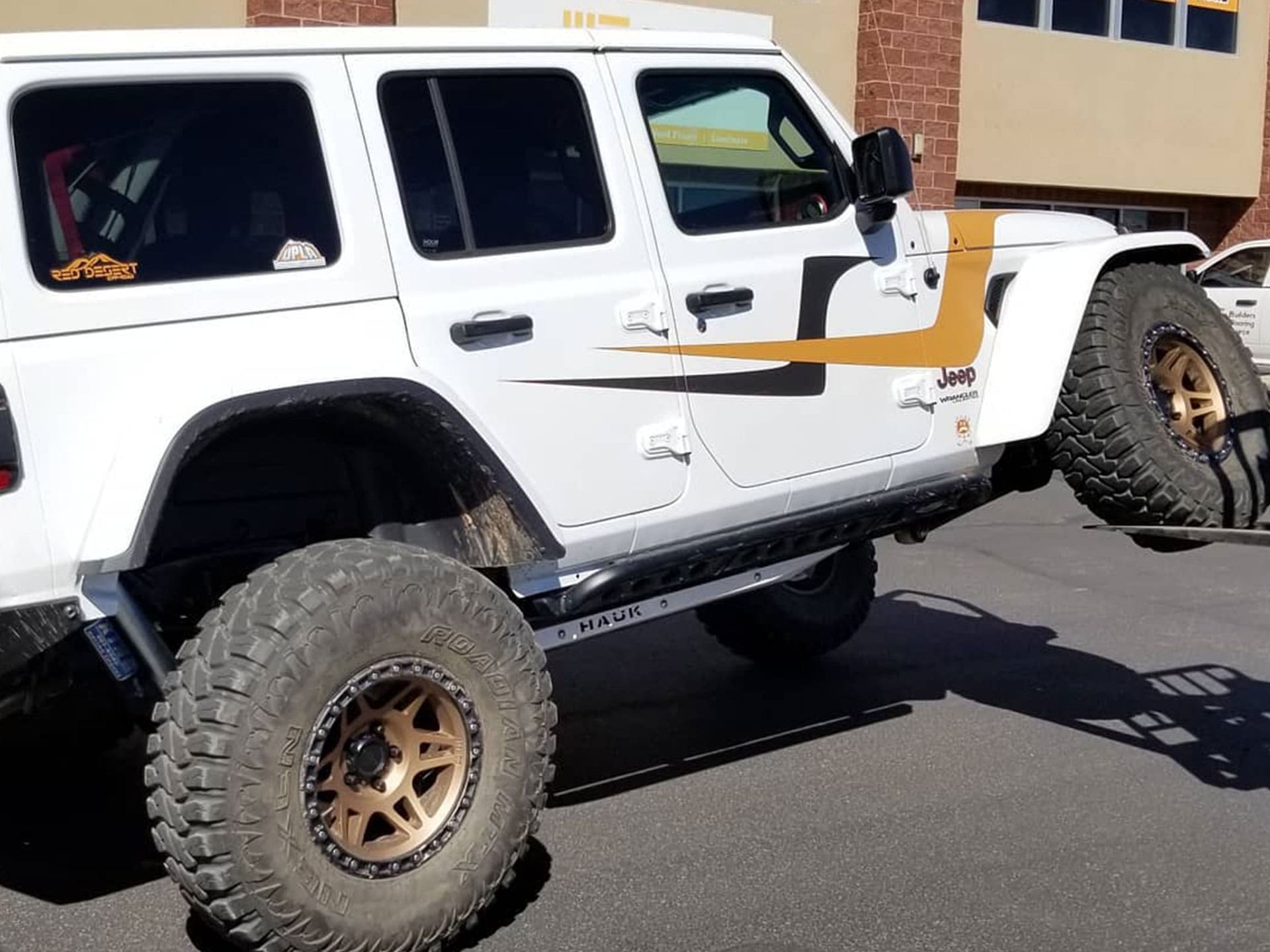 Jeep JL/JT High-Line Fender Brace with Daytime Running Lights ...