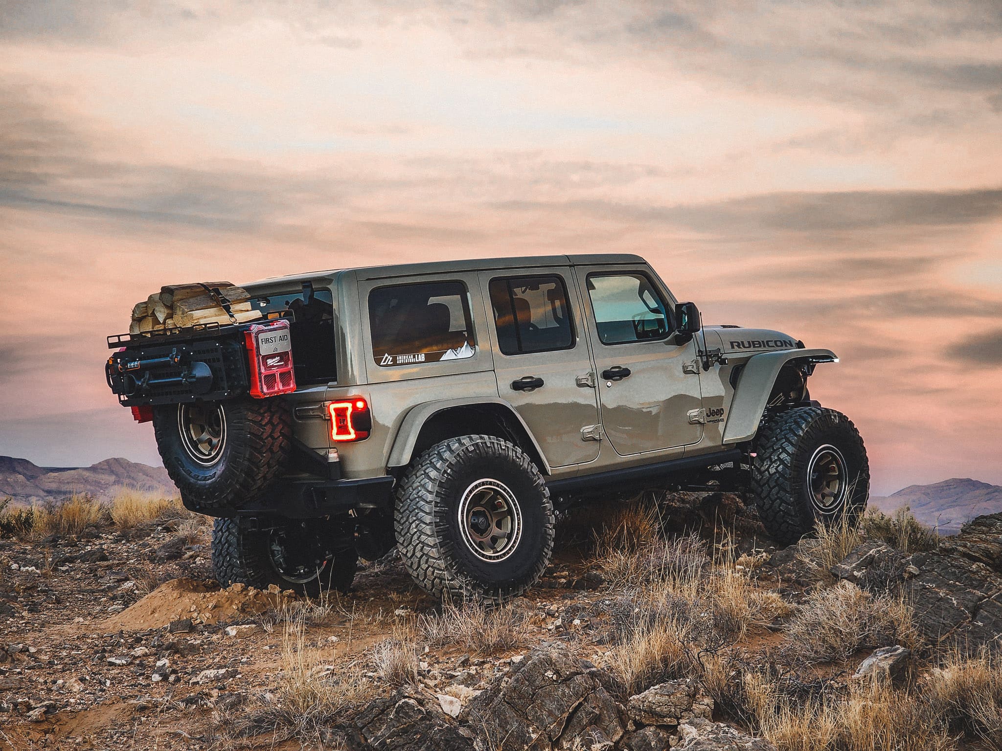 Build Galleries - American Adventure Lab