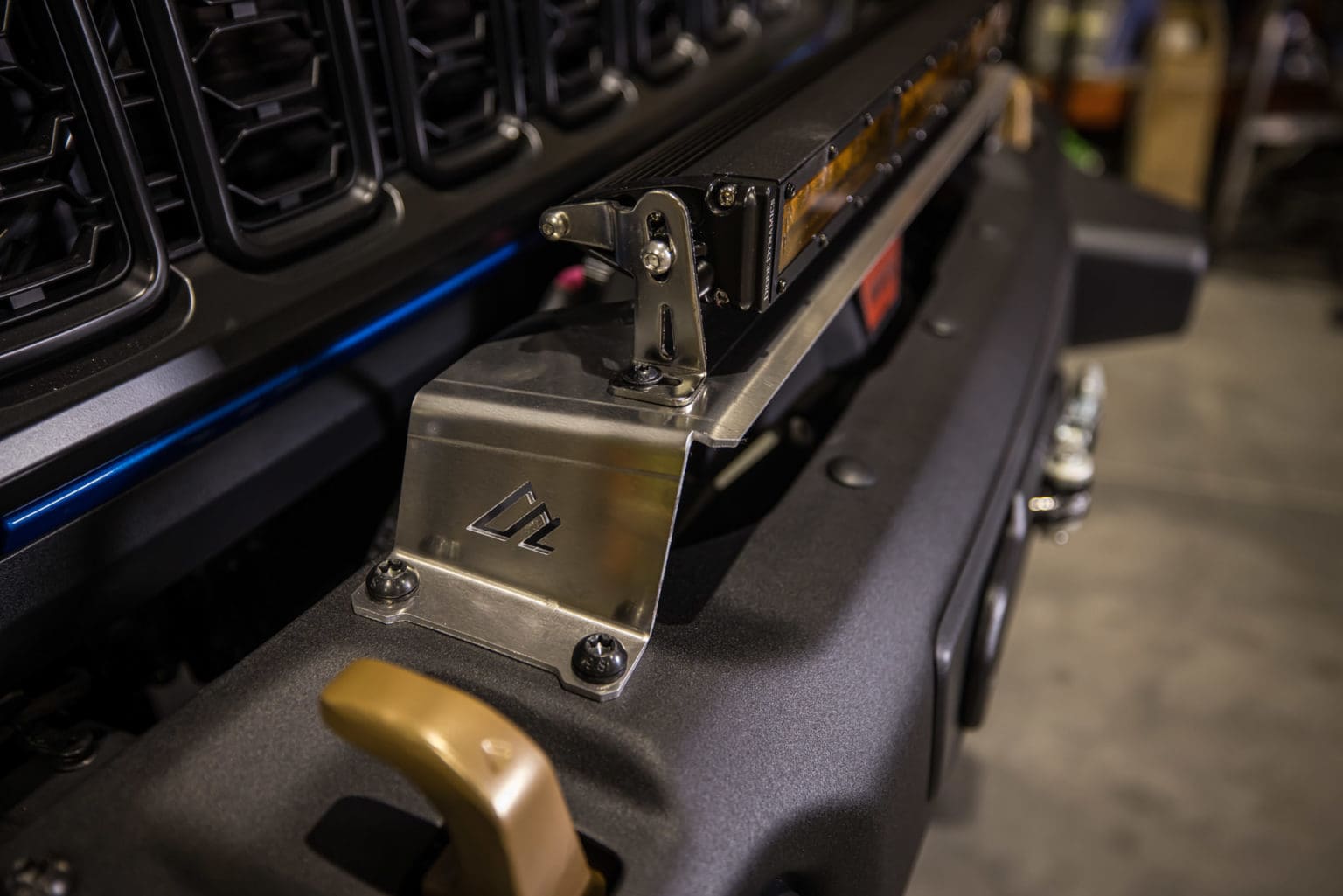 Jeep JL-JT 18" Light Bar Mount - American Adventure Lab