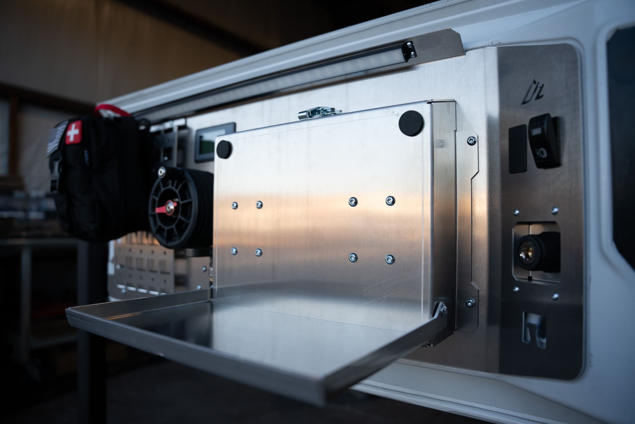 Jeep JL Tailgate Air Command System (TACS) Bundle - American Adventure Lab