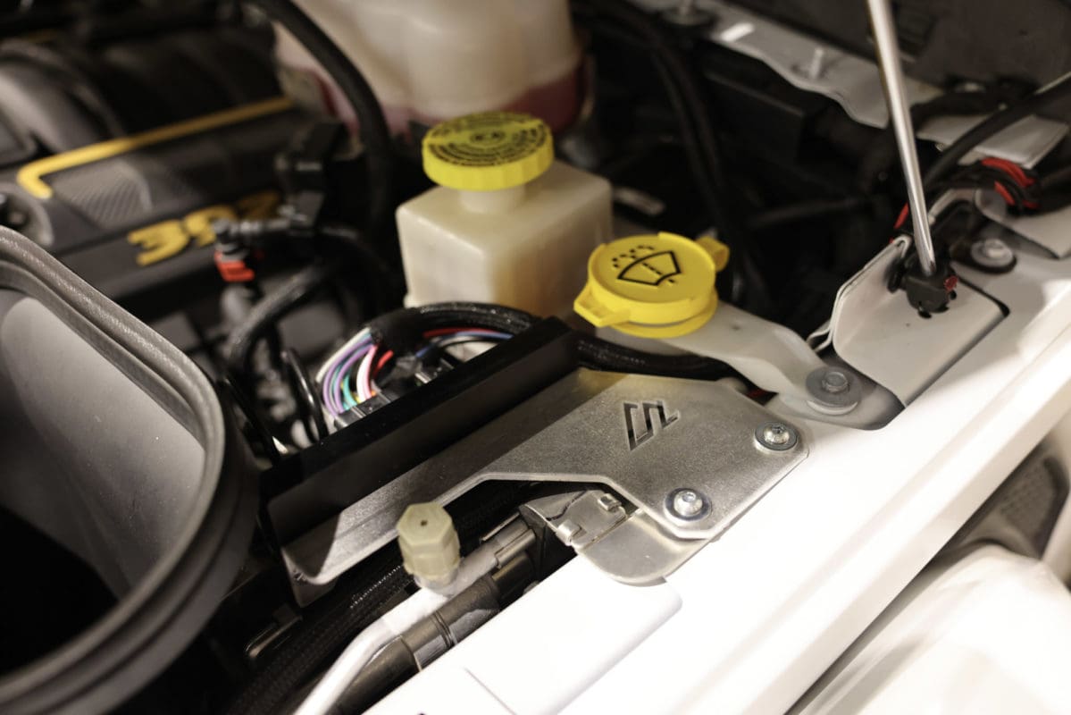 Switch-Pros SIP9100 Power Module Bracket for Jeep JL - American ...